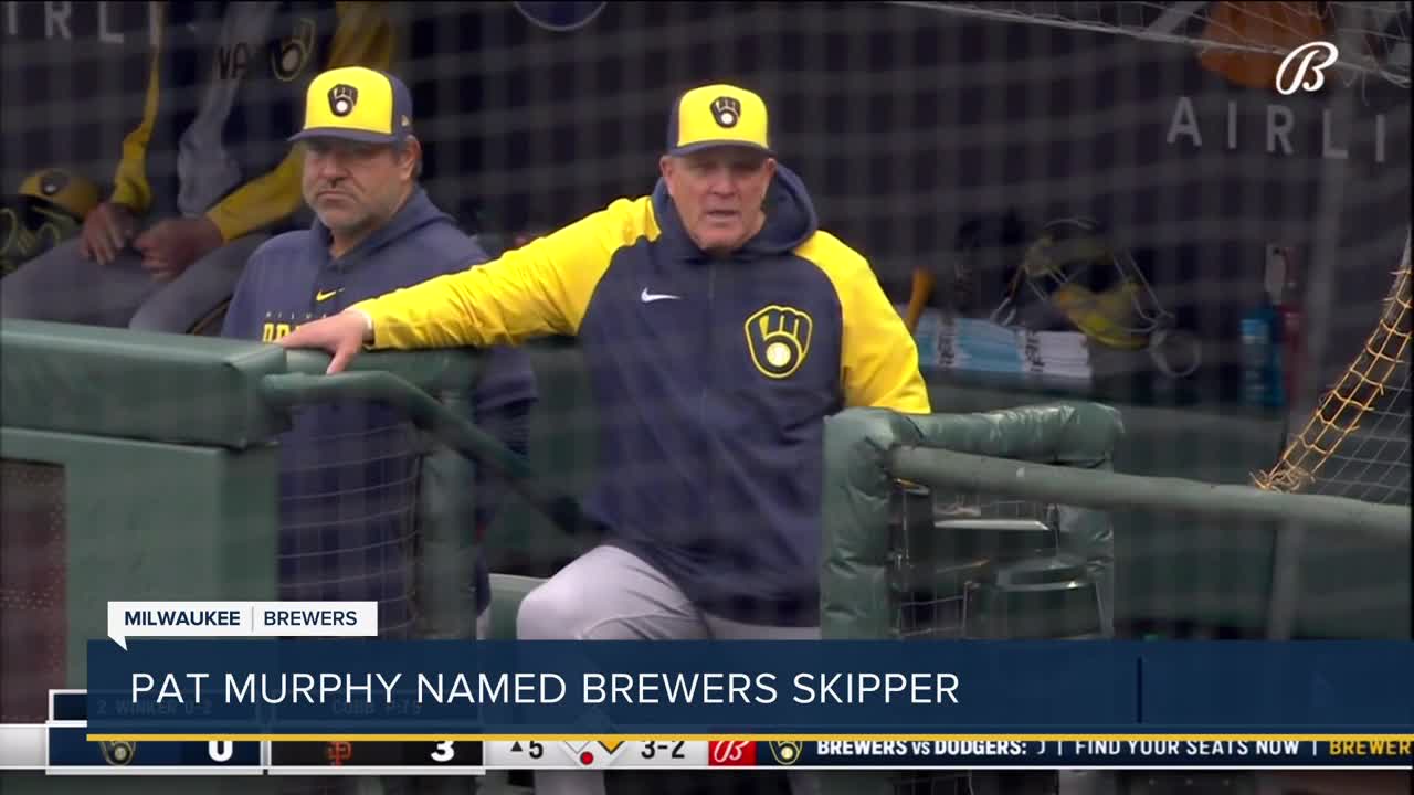 Milwaukee Brewers officially name Pat Murphy as new manager