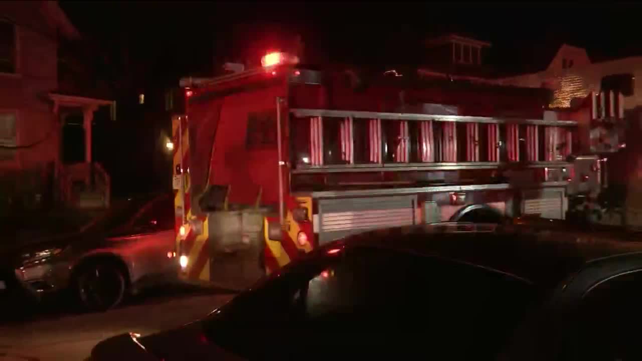 Apartment fire on Milwaukee's east side: 1 dead, several injured, 120 ...