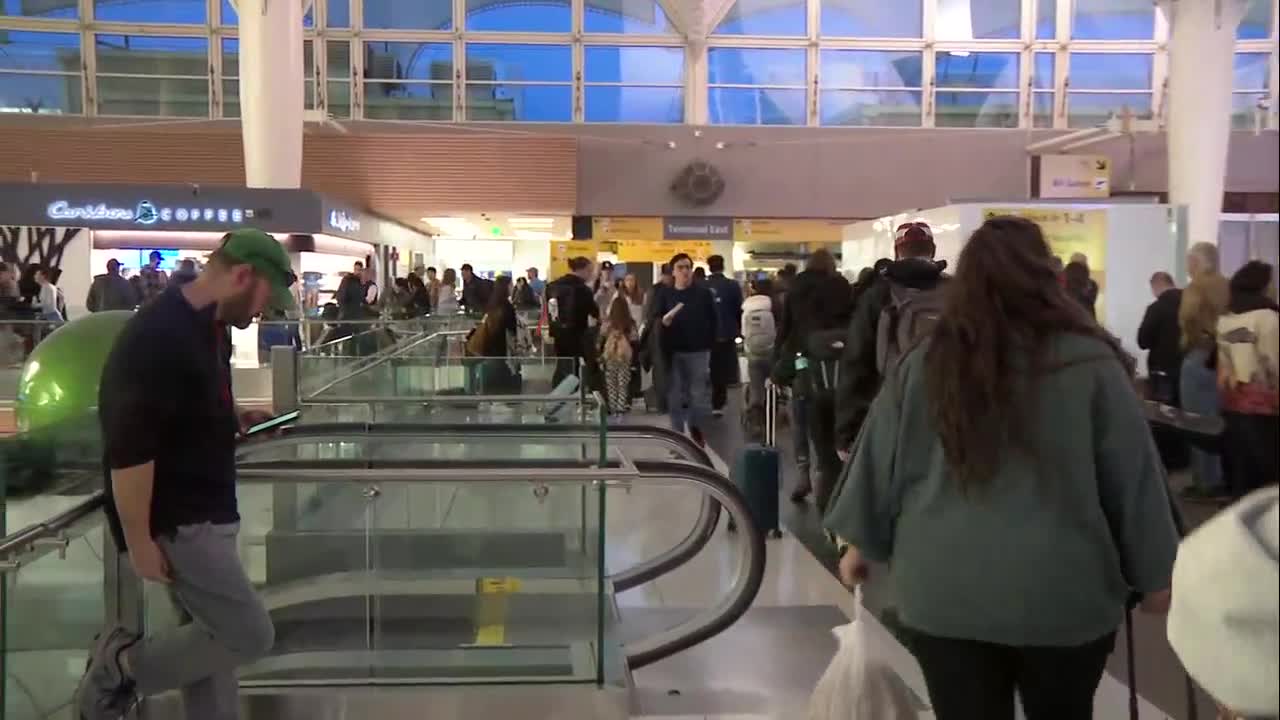 Baggage system breakdown causes delays, long lines to check bags at DIA