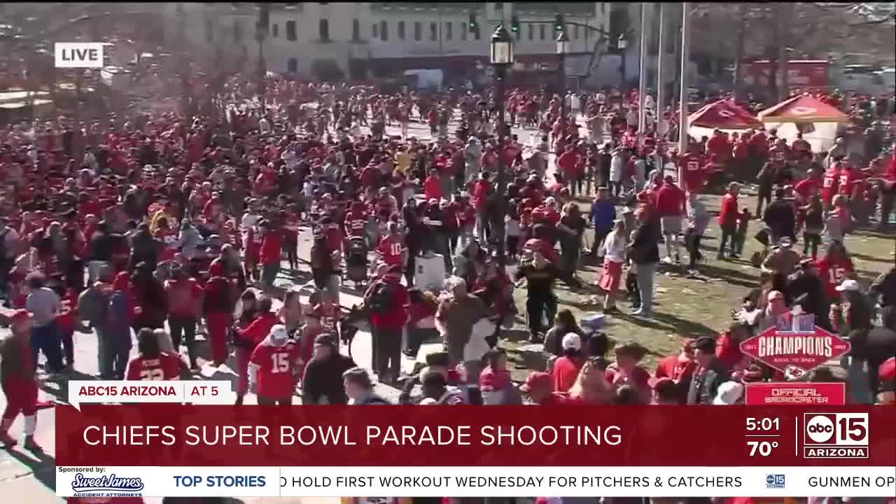 1 dead, 21 shot during Kansas City Chiefs' celebration