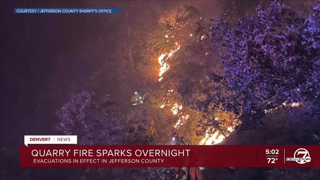 Quarry Fire grows to 341 acres west of Ken Caryl, hundreds evacuated