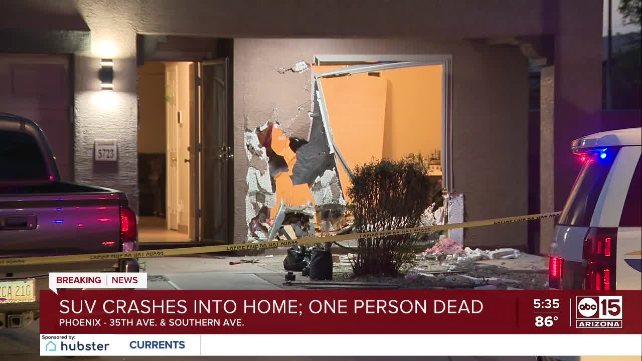 Man dead after car crashes into family home near 31st and Southern avenues