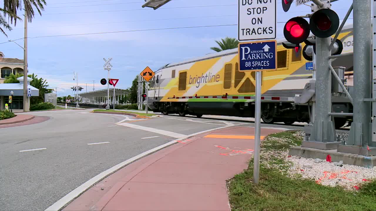 Brightline service begins from South Florida to Orlando