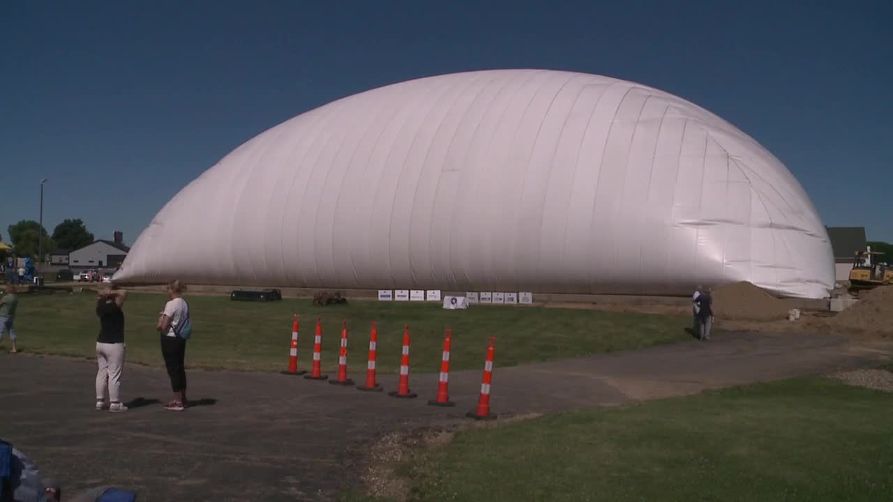 DOME DEFLATION: Saying goodbye to a familiar landmark