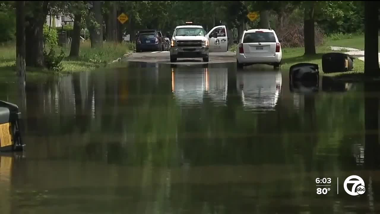 Southeast Michigan braces for possible flooding as heavy rainfall hits area