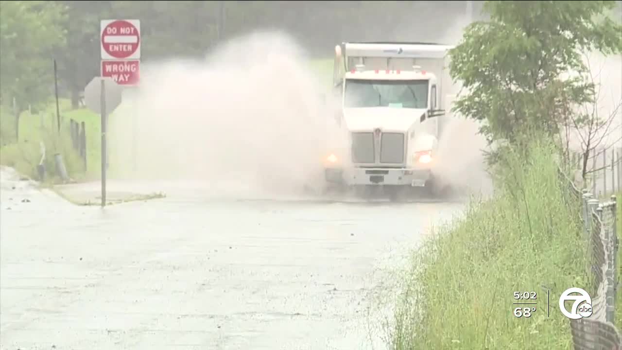 FULL LIST: Heavy rain once again causing flooding on metro Detroit freeways