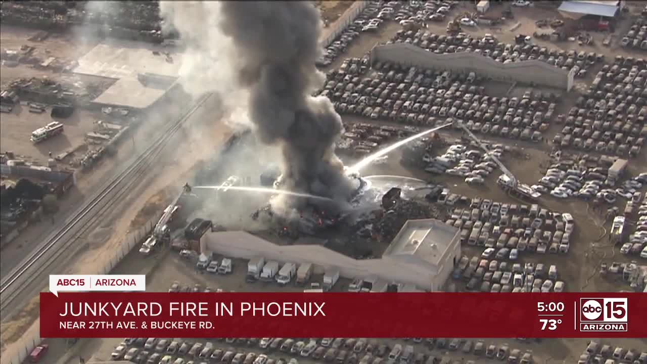 Huge junkyard fire sparks west of Phoenix