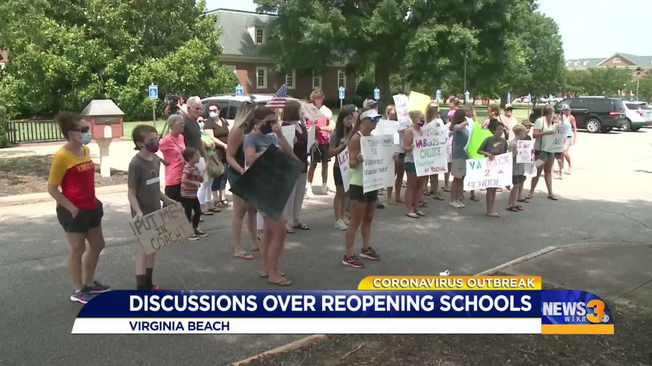 Parents rally to reopen schools this fall