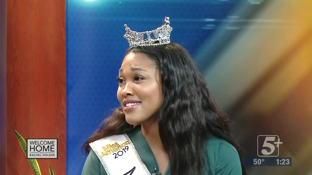 Welcome Home with Rachel Holder Premiere