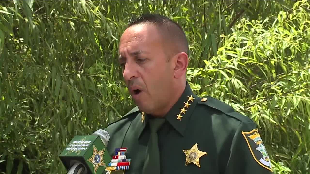 Mans Body Found In Fort Myers Homicide Investigation Underway