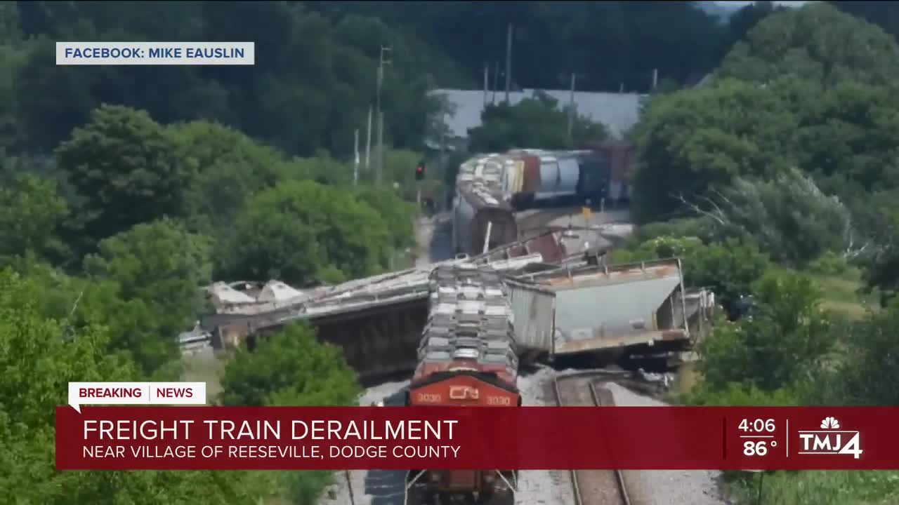 Train derailment in Dodge County; no hazardous materials on cars