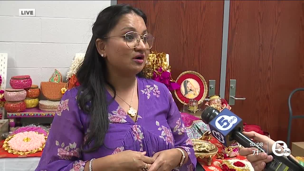 News 5's Homa Bash emcees India Festival USA