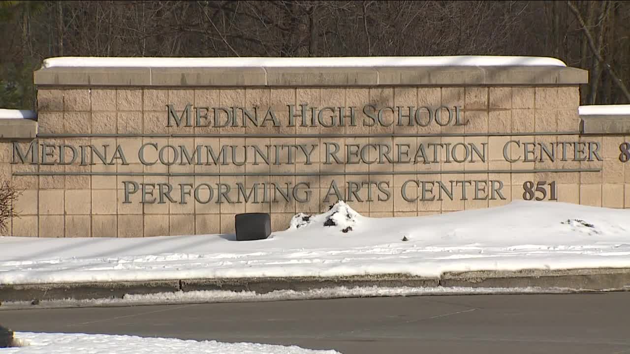 All Medina County teachers vaccinated in one day