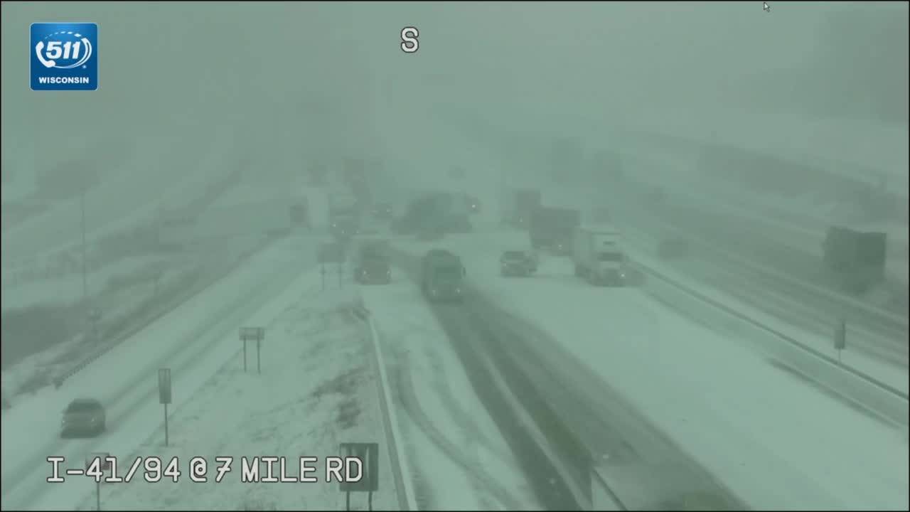 Winter storm causes freeway pileups across Southeast Wisconsin