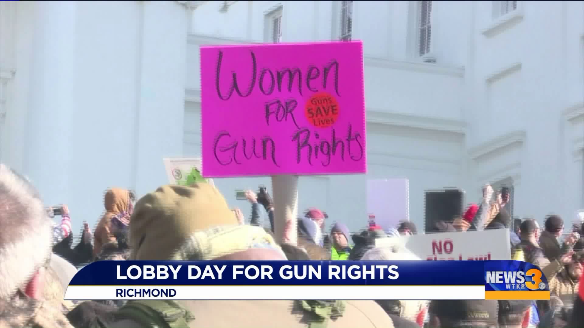 Estimated 22,000 people gather at and around Virginia’s Capitol for gun ...