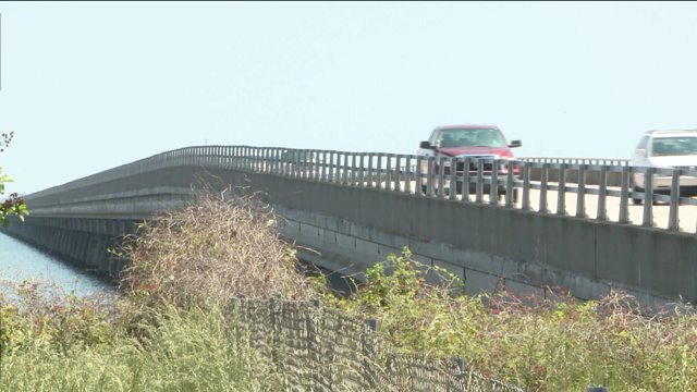 Westbound Wright Memorial Bridge opens