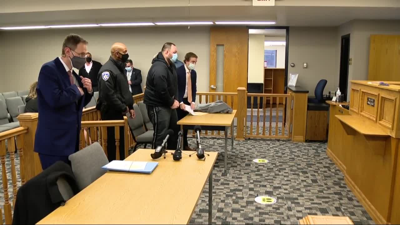 Erie County corrections officer accused of providing dangerous ...