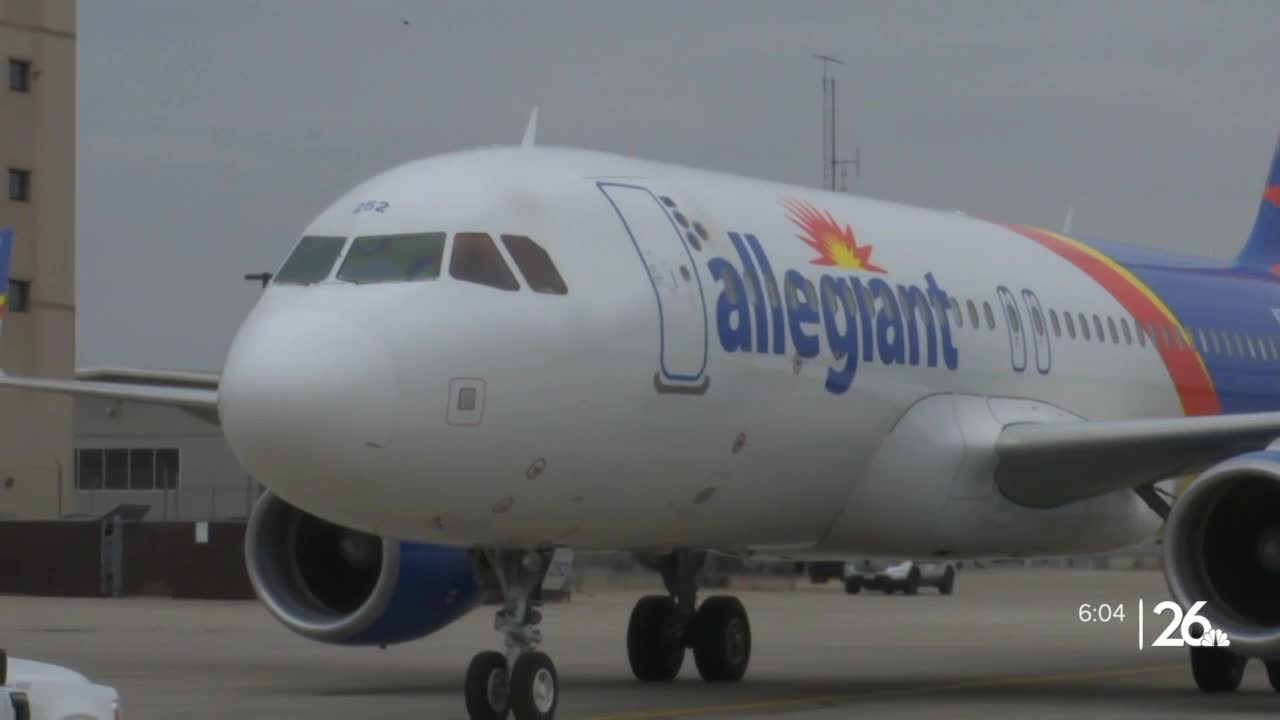 First non-stop flight from Portland, Oregon arrives in Appleton