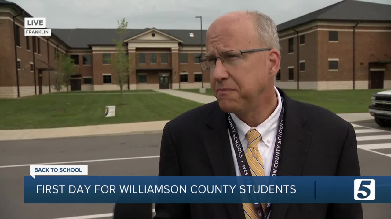 Masks optional as Williamson County heads back to school