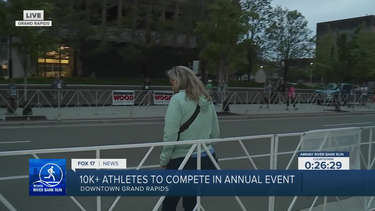 Amway River Bank Run kicks off in downtown Grand Rapids