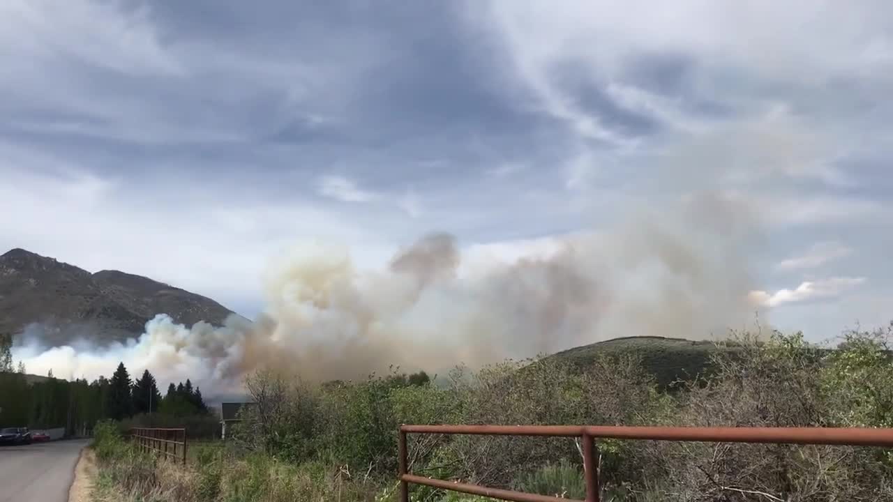 'Saddle Fire' growing north of Midway