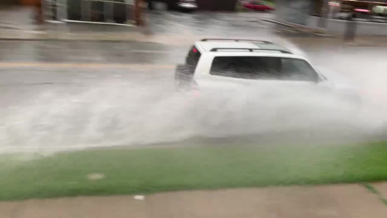 WATCH: Flash flooding in Tulsa area