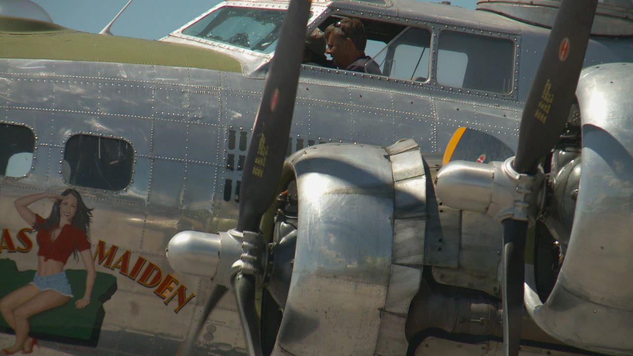 Take a closer look at the B17 Bomber ‘Flying Fortress’