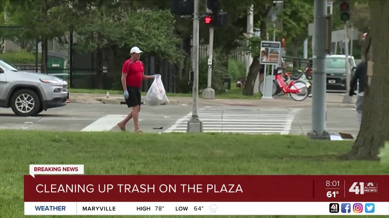 Clean up underway in the Plaza, before new protest Sunday