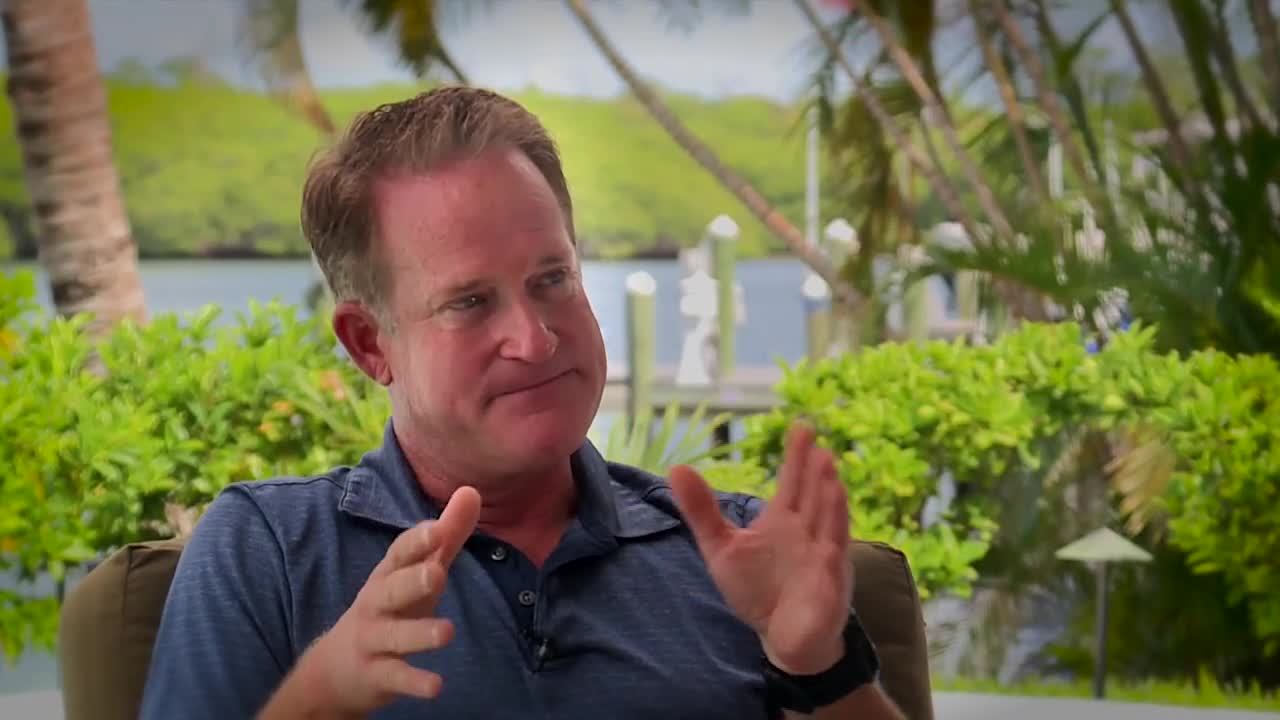 Steve Weagle celebrates silver anniversary at WPTV